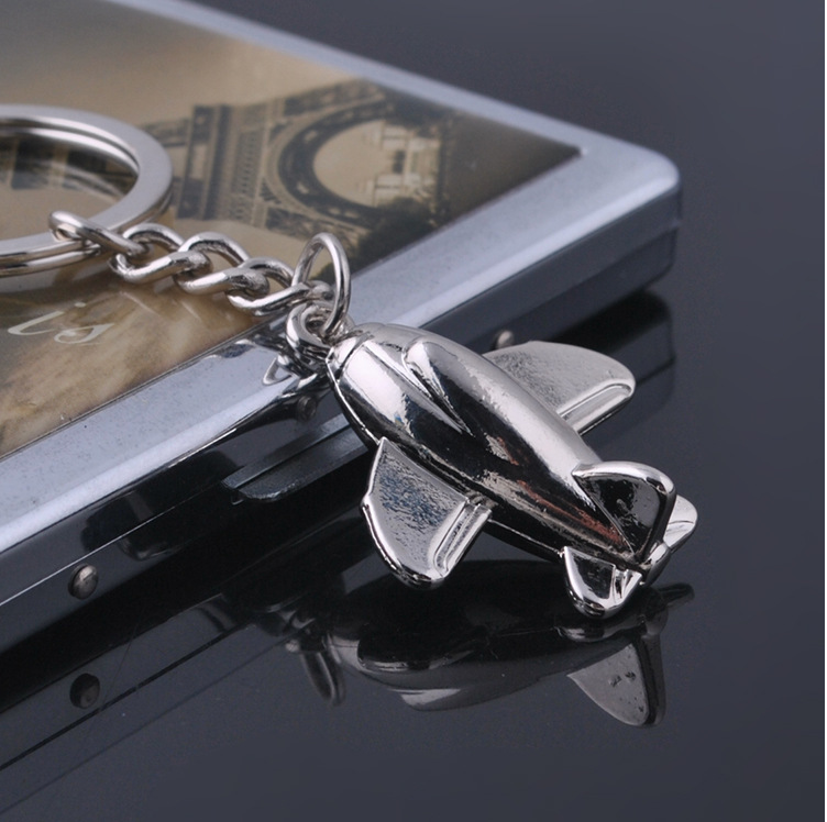 Metal Airplane Keychain – Flight Experience Singapore